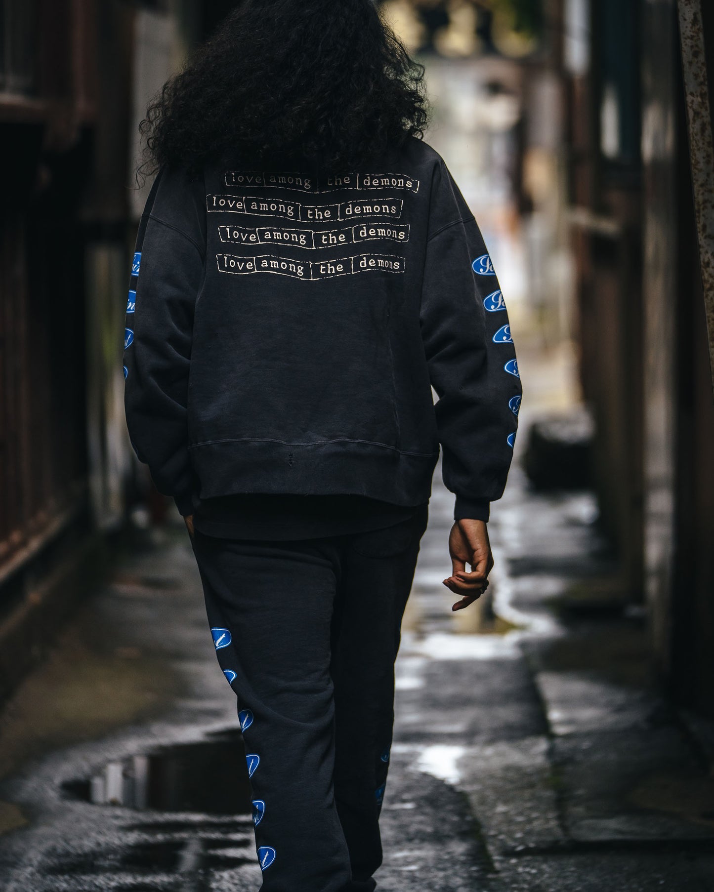 [SAINT Mxxxxxx]HOODIE/LOVE AMONG/BLACK(SM-HR1-0000-053) – R&Co.