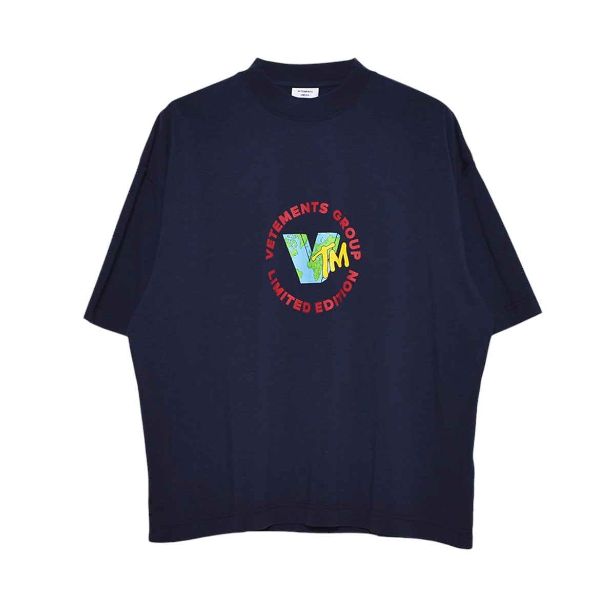 [VETEMENTS]VTM WORLD CROPPED BOXY T-SHIRT/NAVY(UA66TR715) – R&Co.
